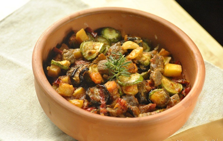 Sebzeli Güveç, Sebzeli Güveç Tarifi | E-Tarifler.Com